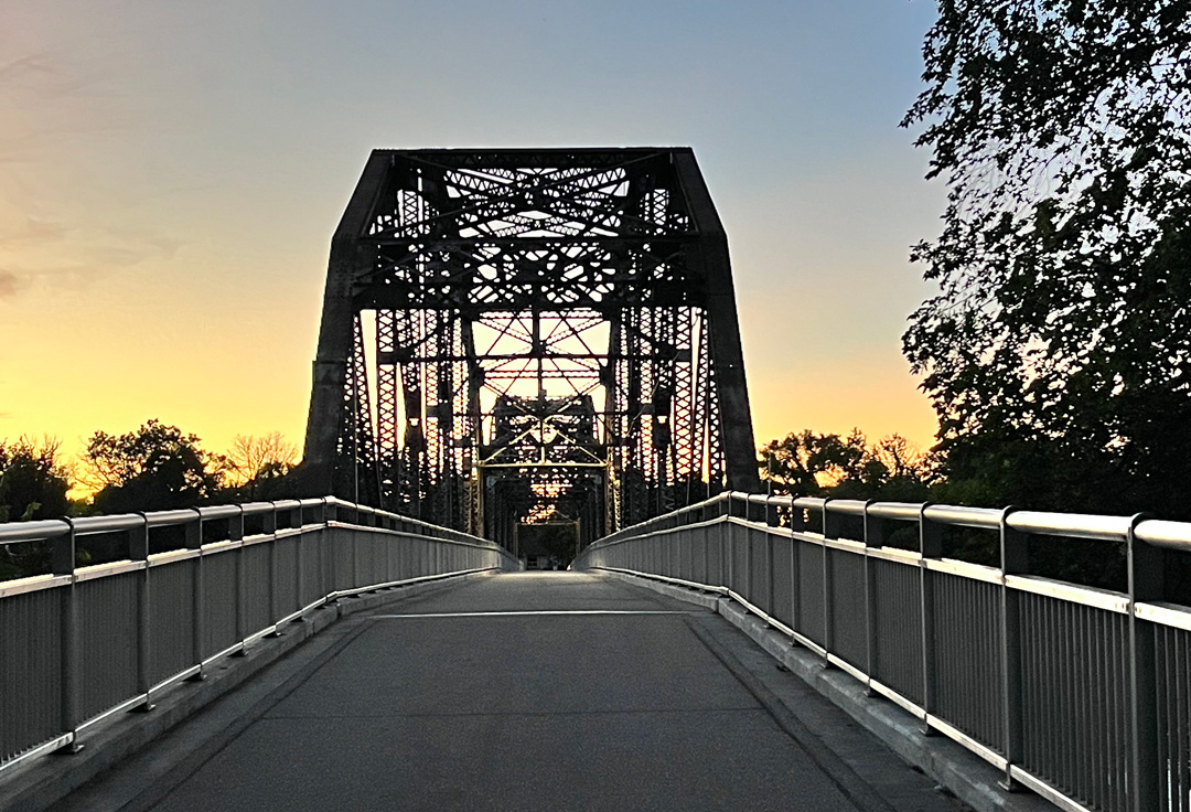 Why You Cannot Push Past Perpetual Problems in Relationships - Luella Jonk